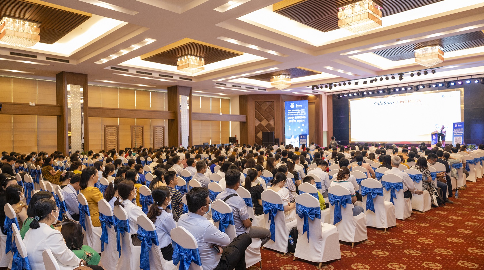 Bổ sung dinh dưỡng từ sữa non giúp nâng cao miễn dịch cho người cao ...